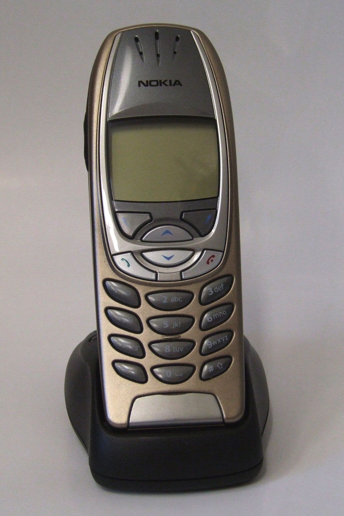 Abran paso: El Nokia 6310 regresa en pleno 2021 con todo y la viborita ...